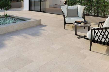 Sprchový kout v kombinaci dekoru Versalles a imitace břidlice Tibet Black (Codicer)